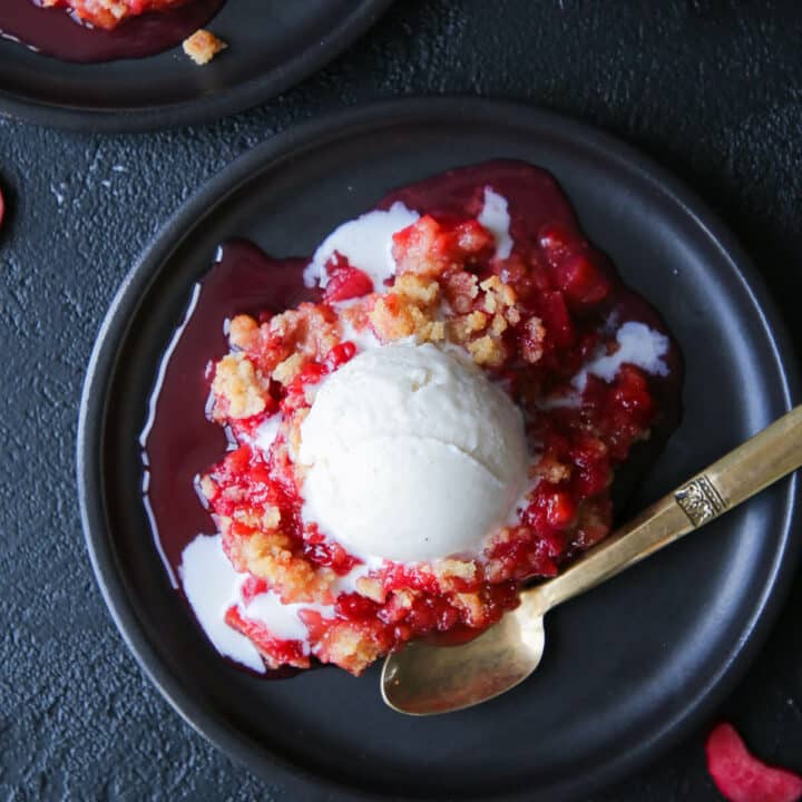 Raspberry Rhubarb Crisp - Chef Lindsey Farr