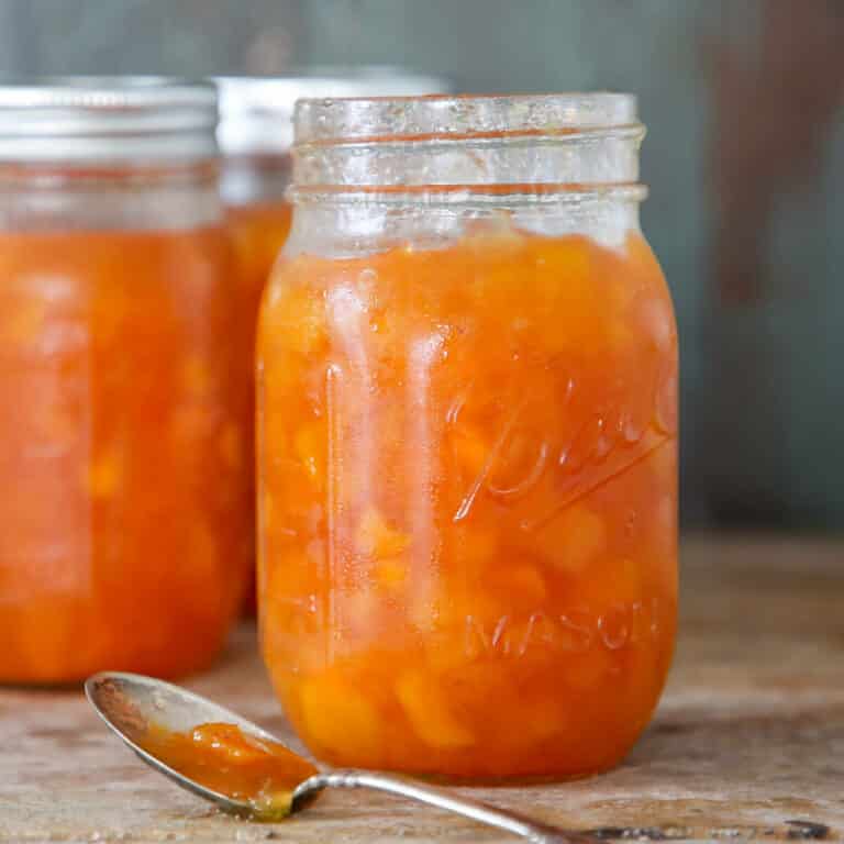Easy Peach Preserves Recipe (no pectin)
