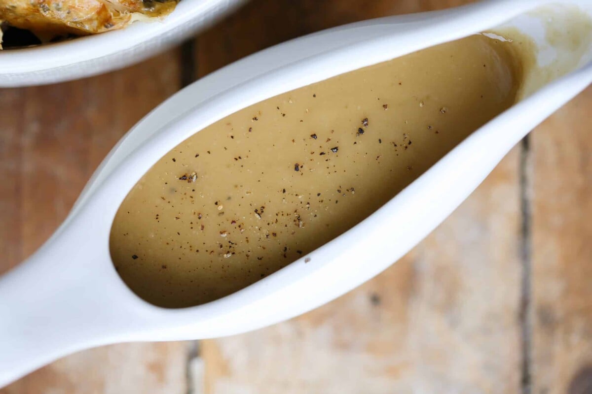 How to Make Gravy from Drippings - Chef Lindsey Farr