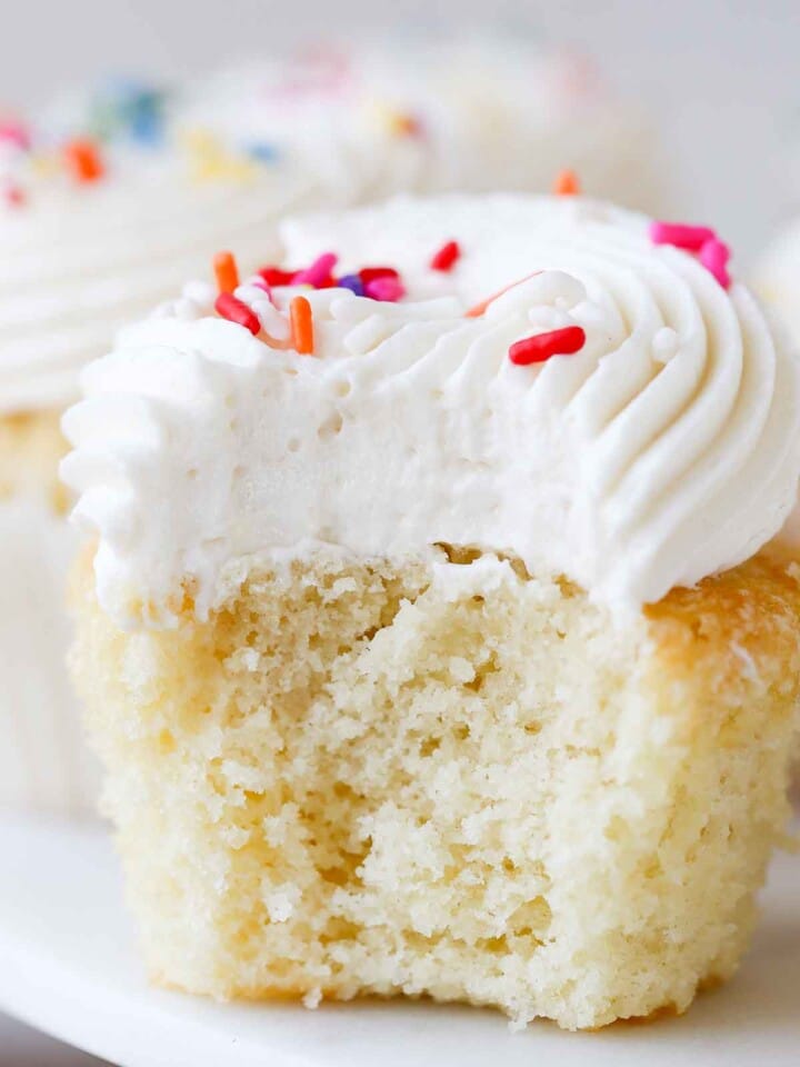 Vanilla Cupcakes - Chef Lindsey Farr